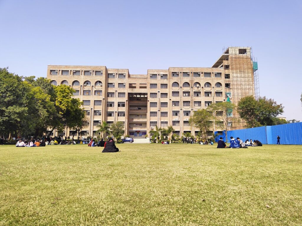 Direct B.tech Admission in Maharaja Surajmal Institute of Technology ...